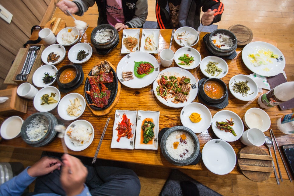 서오릉 맛집 잔치연 건강한 한정식 한상 푸짐하네 고양 서오릉 모임장소 가족모임 추천 네이버 블로그