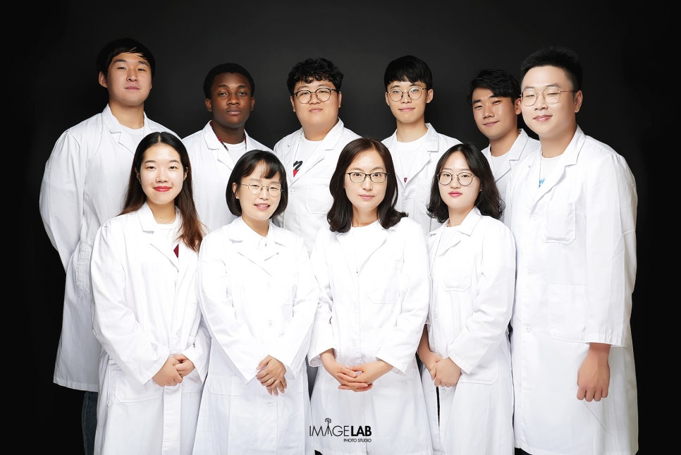 단체 생명과학과 연구실 식구의 교수님과 함께하는 단체 우정사진도 왕십리사진관 한양대 이미지랩~ 네이버 블로그