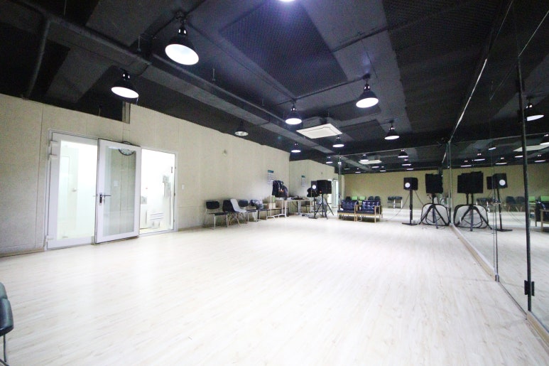 강남논현동학동역엔터테인먼트연습실임대무권리안무댄스연습실임대언주역역삼댄스연습실매물임대무용안무실체형교정운동연습장체육교실