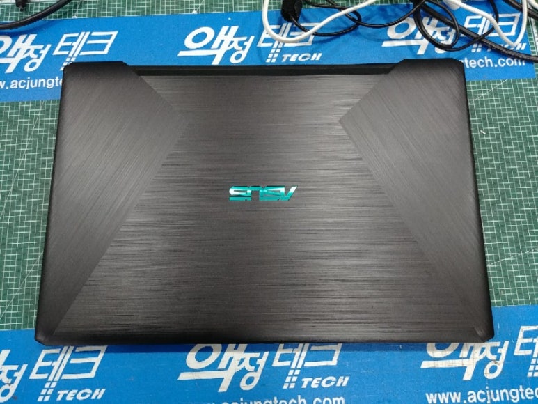 ASUS A570U 노트북분해 액정120hz 프레임 주사율 패널 바꾸기 : 네이버 블로그