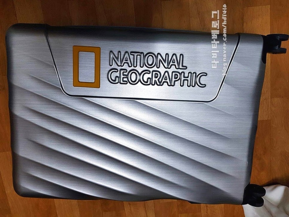 내셔널지오그래픽 28인치 최신형 캐리어와 비밀번호 설정법 : 네이버 블로그