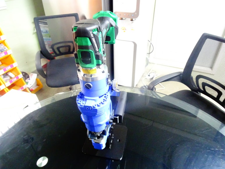 가메쿠라 충전식 유압펀칭기 RF-B3A, 일반강재 기준 최대 두께 10t 두께 20mm 펀칭 가능, 일체형 유압펀칭기 유압펀칭기로 한번에 펀칭이 가능합니다. : 네이버 블로그