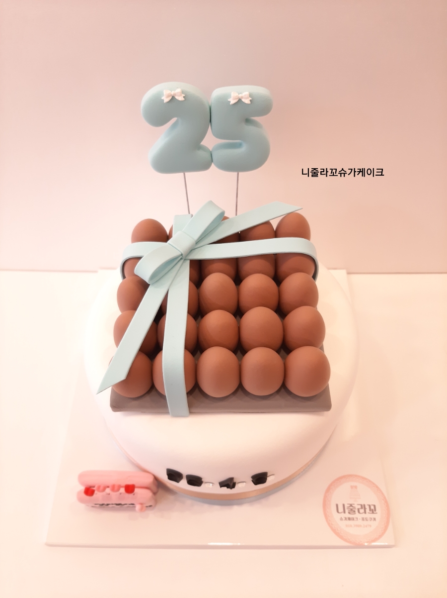 계란 한판 생일 축하 케이크 선물 모형케이크부산슈가케이크부산슈가크래프트클레이 케이크피규어케이크니줄라꼬슈가케이크 부산