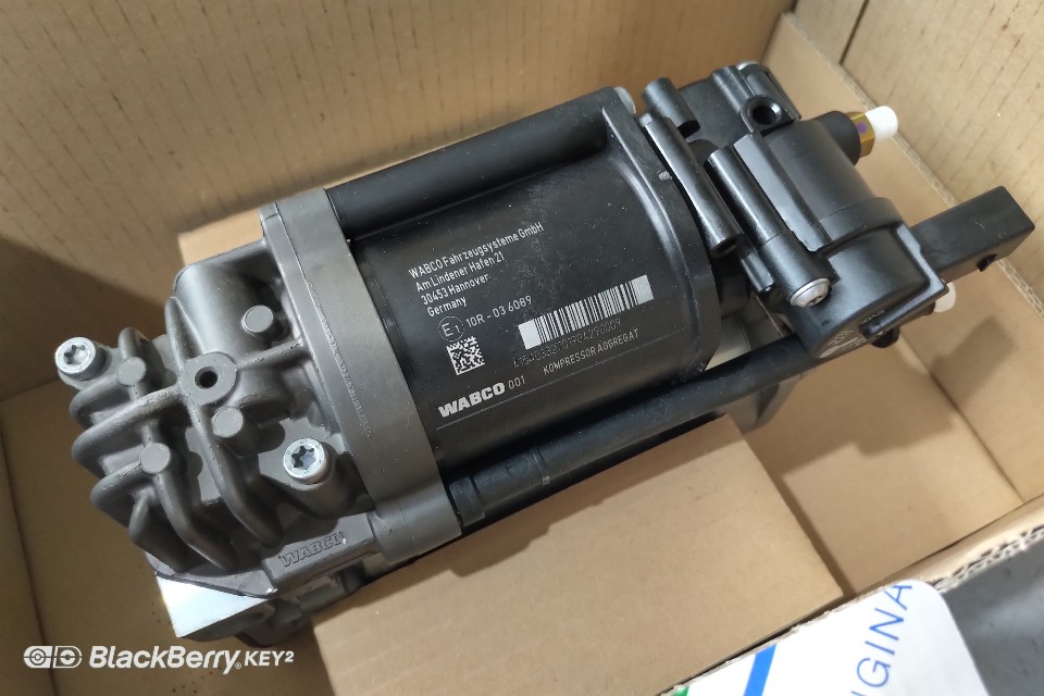 독3사 수입차 AUDI 아우디 A7 정비 부품 에어 서스펜션 콤프레셔 (with.릴레이 4H0951253) : 네이버 블로그