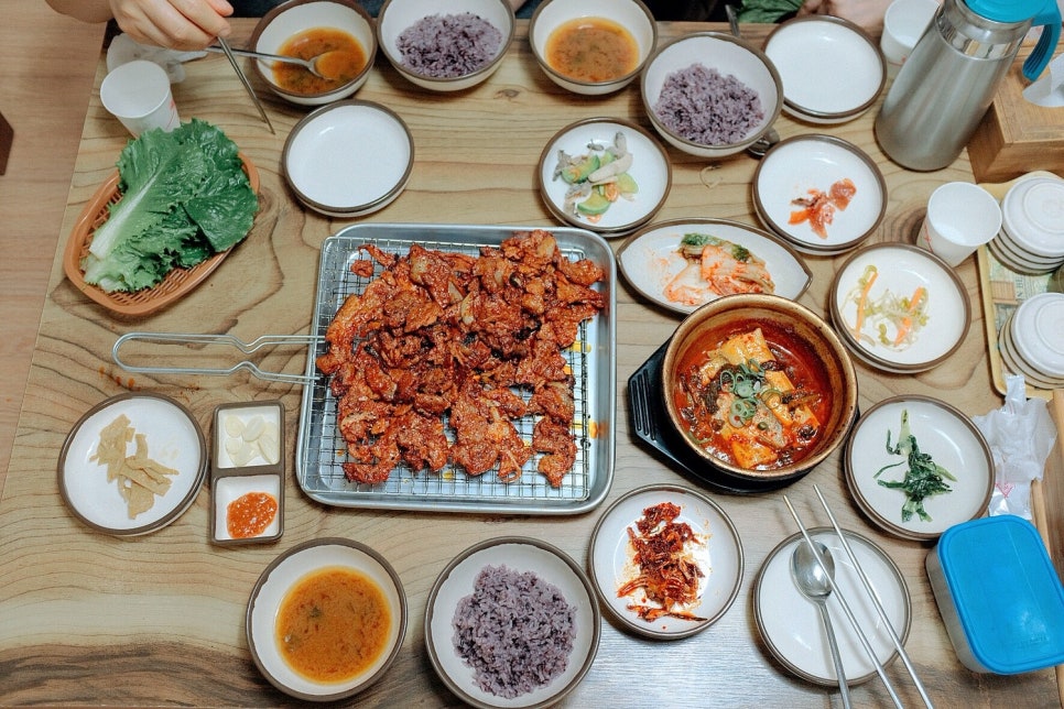 공주 곰골식당 참숯제육석쇠한판 음식은 맛있는데 네이버 블로그