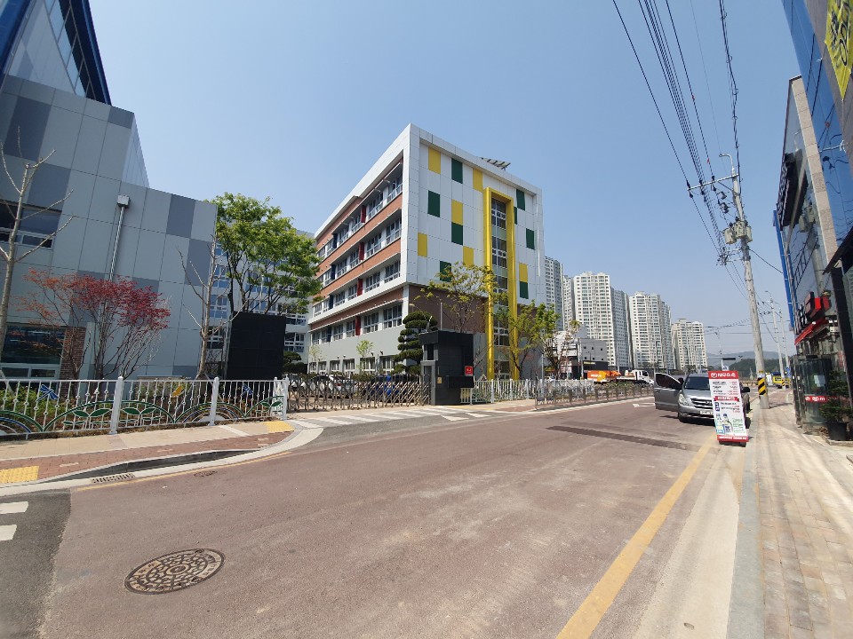 김해 주촌 선천지구 김해 주촌 신도시 신축 상가 임대주촌초등학교 센텀두산위브더제니스센텀큐시티주촌두산위브더제니스 인근