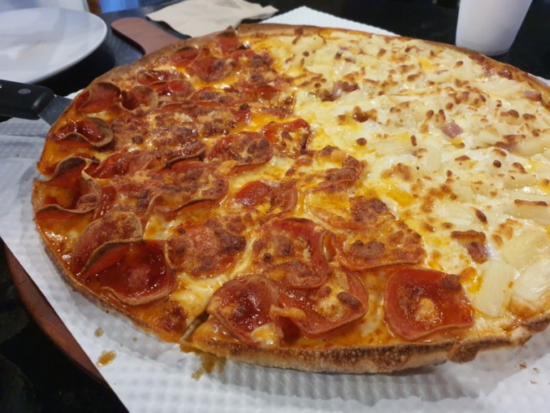 이태원 해방촌 맛집 비오는날 피맥이 땡긴다면 보니스 피자 펍 반반피자and수박맥주 추천♡ 네이버 블로그