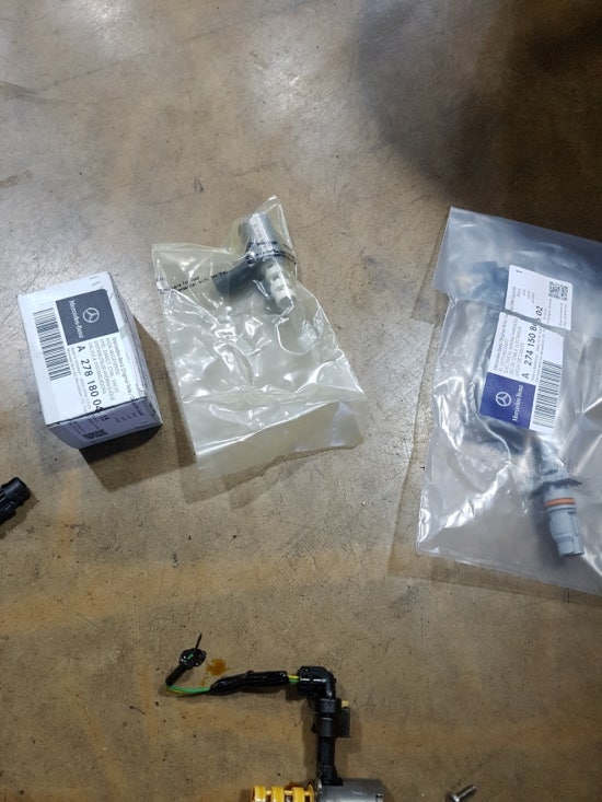 벤츠E200 P06DA00 오일펌프 제어장치전기적오류,오일컨트로밸브교환. : 네이버 블로그