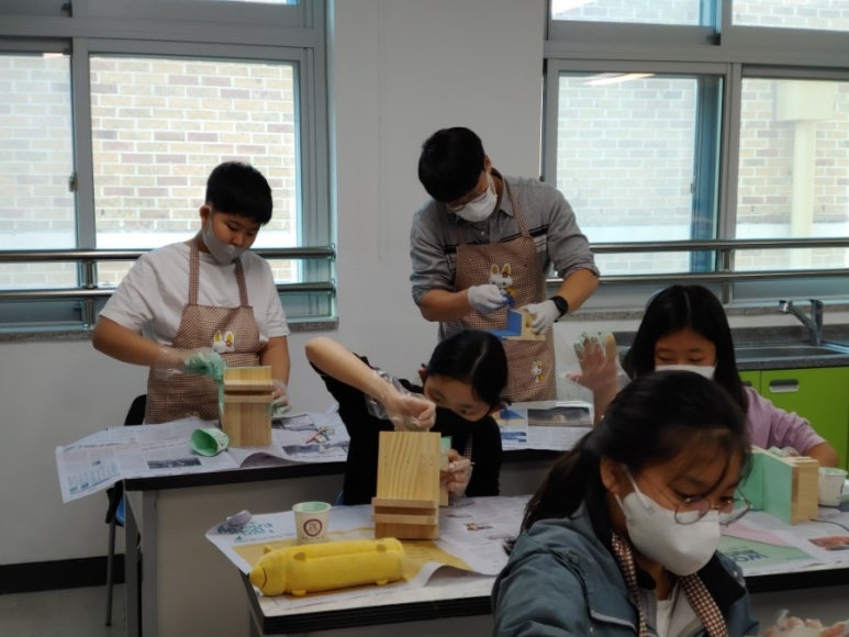 꽃길목공방새롬초등학교 목공체험 출강 세종목공방 세종시공방 세종시목공방 고운동 목공방 공주공방 청주공방 세종공방 네이버 블로그