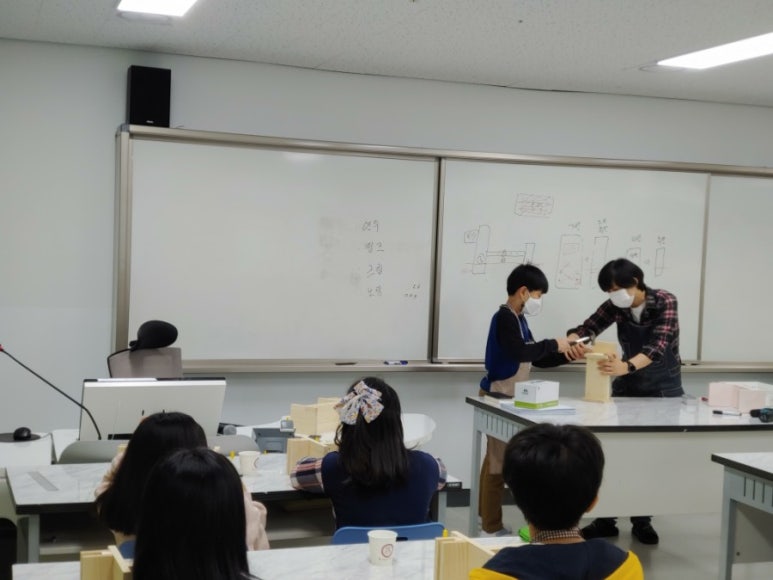 꽃길목공방새롬초등학교 목공체험 출강 세종목공방 세종시공방 세종시목공방 고운동 목공방 공주공방 청주공방 세종공방 네이버 블로그