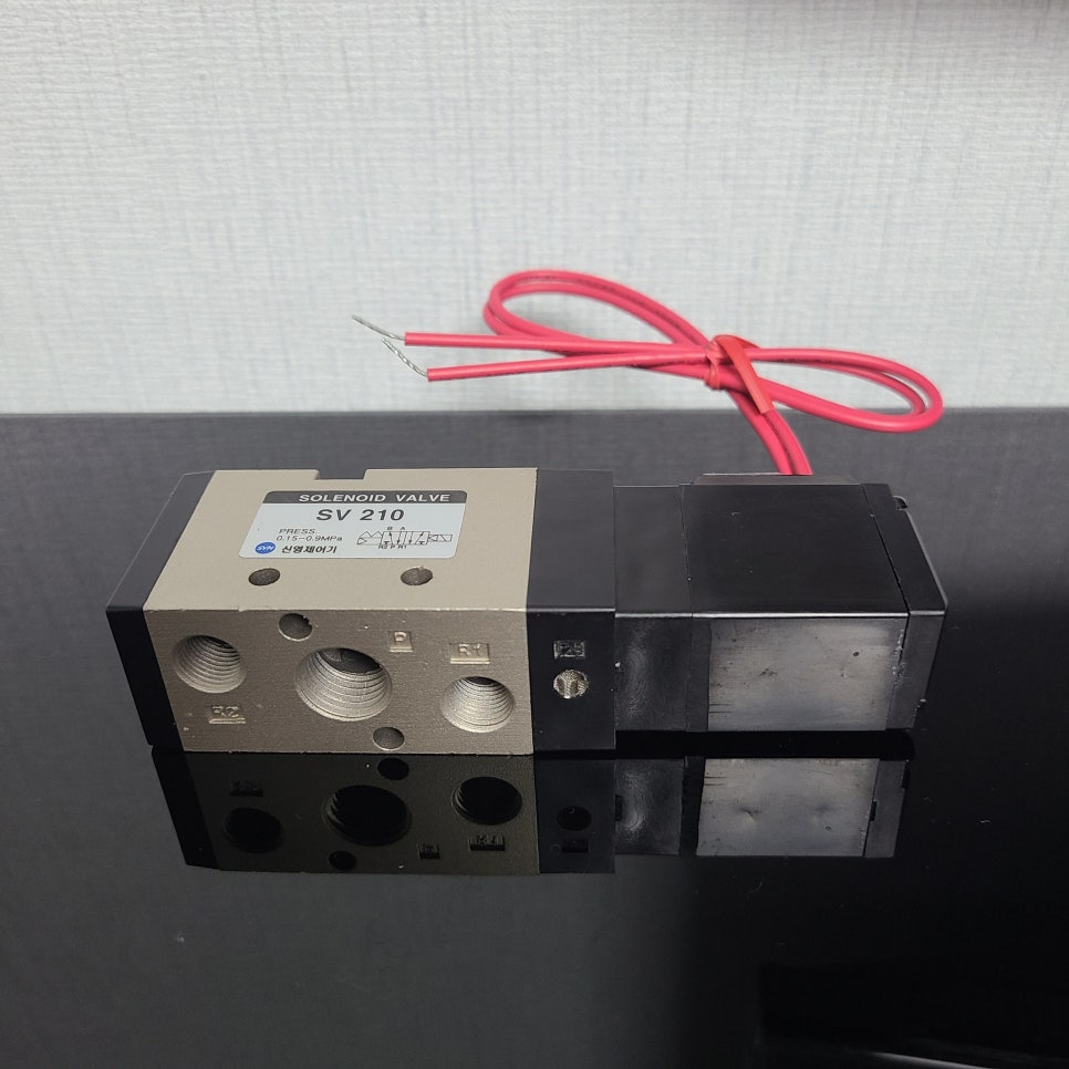 신영제어기 SV 210 SV210 1/4 8A 공압 5포트 솔레노이드 밸브 솔밸브 리드선 타입 SOLENOID VALVE ...