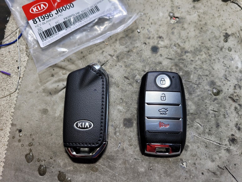 더K9 스마트키 개조이식 596번째 이야기 - 더뉴K5 스마트키 신형 더K9 스마트키로 기판이식 개조 작업 : 네이버 블로그