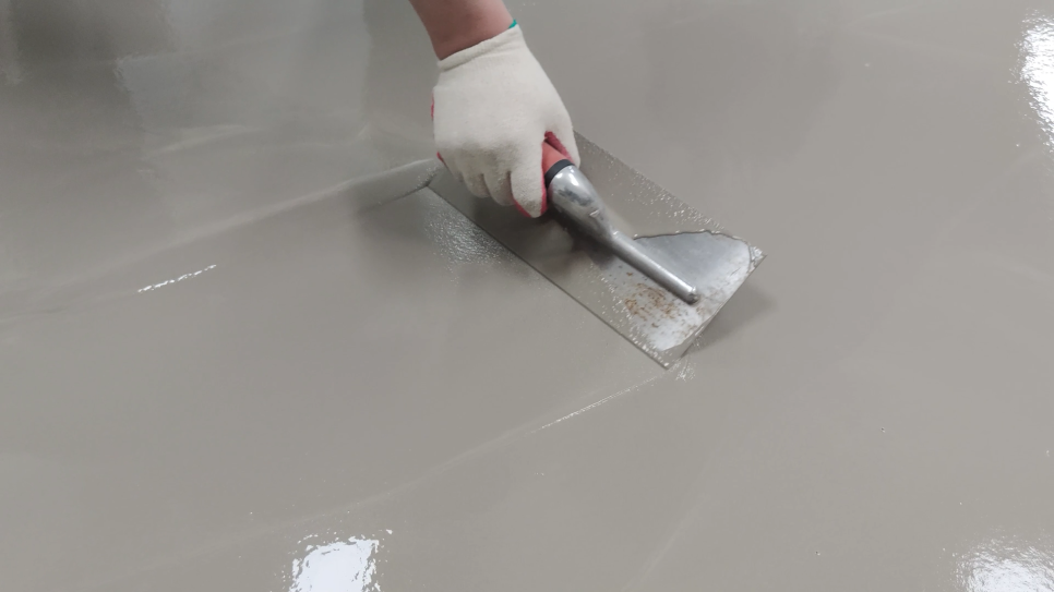 레벨큐! 타일러를 위한 다용도 자동수평몰탈 아덱스 EG15 / 출시 안내 [ARDEX LQ92] : 네이버 블로그