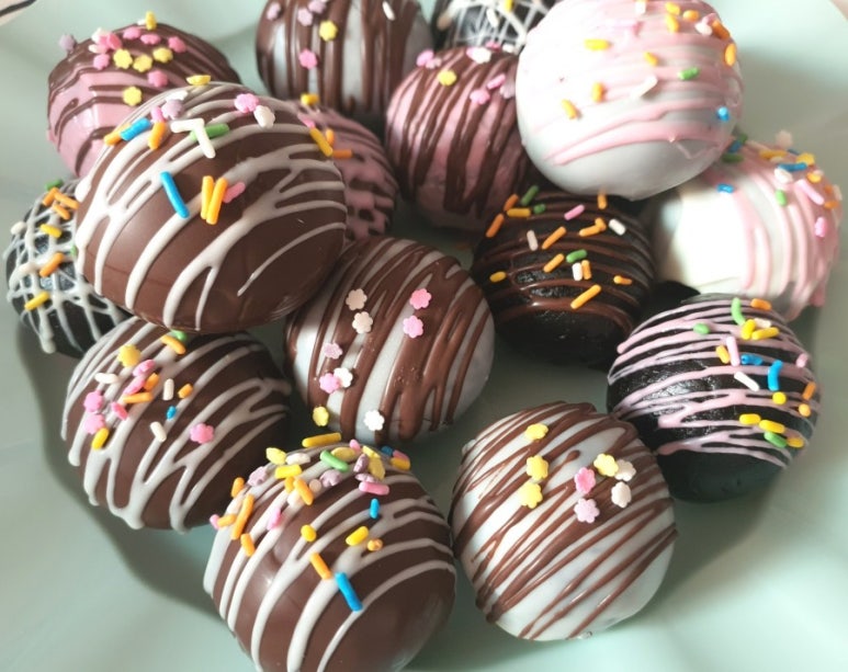 간단한 재료로 발렌타인데이 선물/ 오레오 초코볼 만들기 : 네이버 블로그