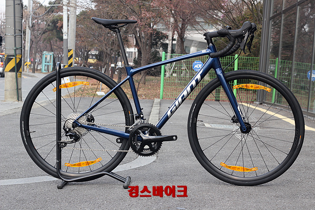2021 자이언트 컨텐드 Ar1 입니다 여기는 경스바이크 네이버 블로그
