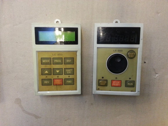 LS/LG 인버터 SV- IS5 시리즈 SV- IP5A LCD LODER 키패드 LCD LOADER LC-200 LE-200/동일기전 자동화장비 전문 수리 판매 업체 ...