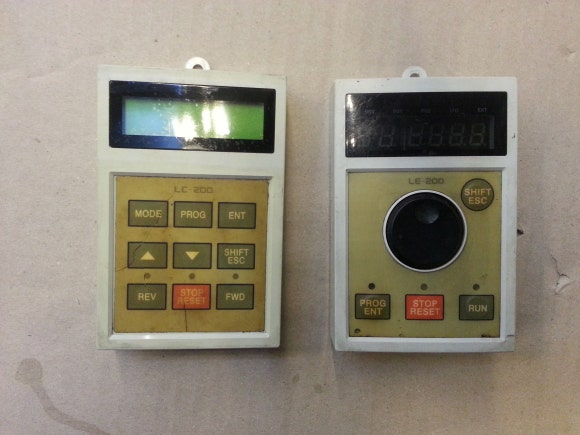 LS/LG 인버터 SV- IS5 시리즈 SV- IP5A LCD LODER 키패드 LCD LOADER LC-200 LE-200/동일기전 자동화장비 전문 수리 판매 업체 ...