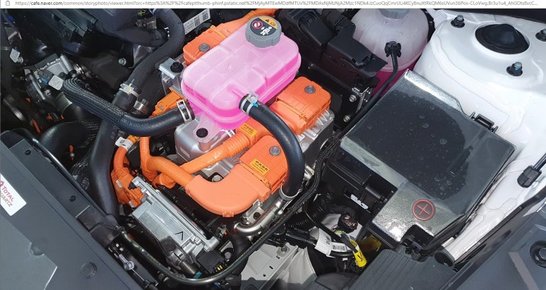 기아자동차 쏘렌토 MQ4하이브리드 22년형 10월달 일부 차량부터는 일명 인버터냉각수 부동액!!! 일반 분홍색 냉각수로 변경되어서 출고가 되나보네요!!! : 네이버 블로그