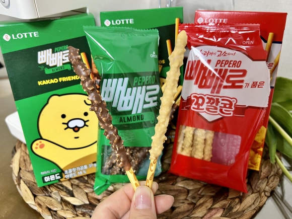 [빼빼로데이 추천 빼빼로]꼬깔콘 빼빼로, 아몬드 빼빼로 맛있네!! :) : 네이버 블로그