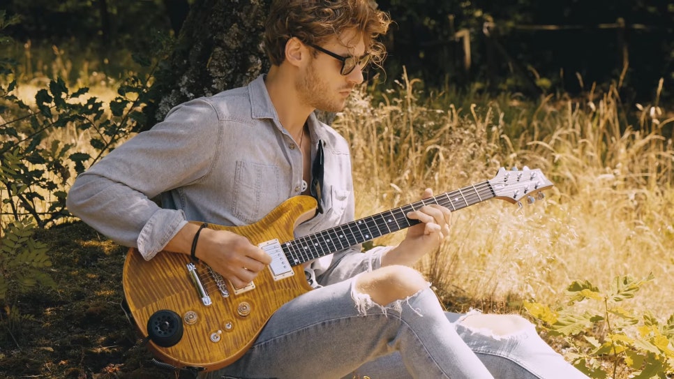 [Fluid Audio] Strum Buddy 일렉기타 바디 부착 충전식 미니 앰프 스트럼 버디 : 네이버 블로그