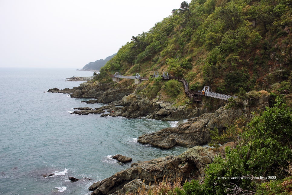 이기대 국가지질공원 해안산책로의 시작점! ' 동생말전망대 ' : 네이버 블로그