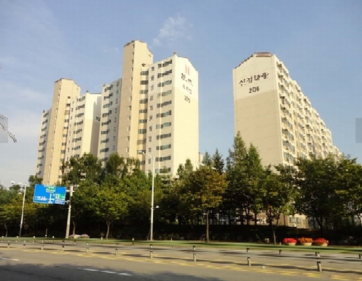용인시아파트매매 수지구 풍덕천동 신정마을 현대프라임 50평형 아파트 경매물건 사건번호 2020타경68198 신분당선 수지구청역