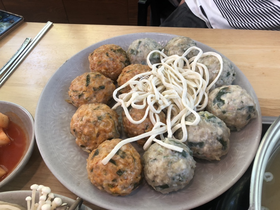 물왕저수지 맛집 본가 만두 전골 전문점 주말에는 웨이팅 있는 곳 네이버 블로그