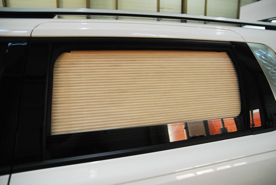 창원 KA4 카니발 허니콤 블라인드 커텐장착 AG 바디킷 앞뒤 머플러팁 장착! 창원 카니발전문샵 : 네이버 블로그