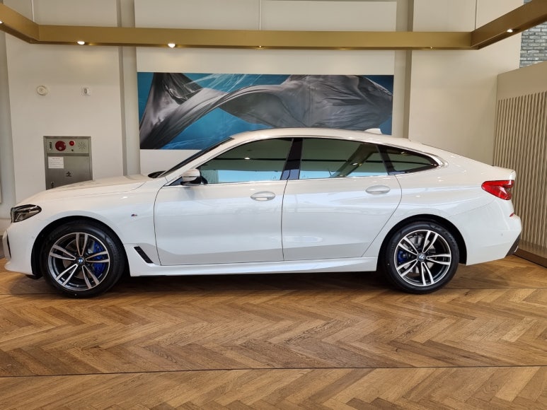 [출고기록]BMW 620d xDrive GT M Spt LCI_P1-1 / 알파인화이트 모카시트 출고기 : 네이버 블로그