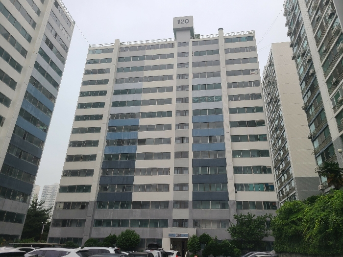 울산시 동구 아파트경매 2021타경106649 울산시 동구 서부동 257 4현대패밀리서부아파트 120동 201호 경매