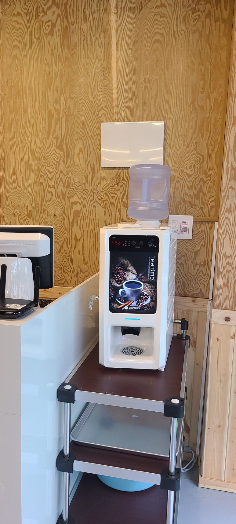 VEN501 VEN502 미니자판기설치 동구전자커피자판기 동구커피자판기 DSK-LX700 DSK-DM200 베누스타 미니자판기 미니커피자판기 커피자판기 솥뚜껑 생삼겹살 호평 ...