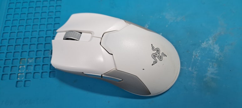 부산 마우스 수리사설수리점 레이저 바이퍼 얼티메이트 Razer Viper Ultimate 좌클릭 및 우클릭이 지속적으로