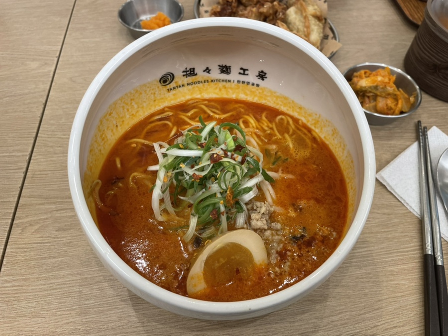 인천 연수동 스퀘어원 맛집 탄탄면 공방 네이버 블로그