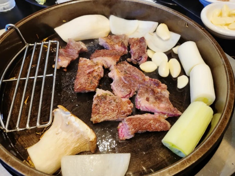 창원 팔용동 맛집 곰달청기와♡ 창원소고기 재재방문 네이버 블로그