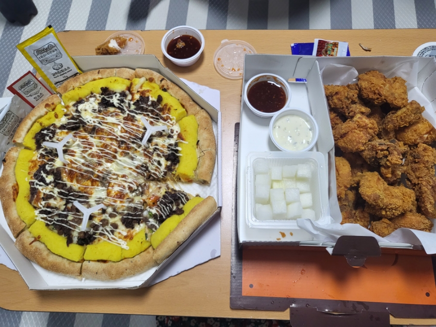 피자 치킨 둘 다 먹고싶을땐 2피자1치킨상회 강추 네이버 블로그