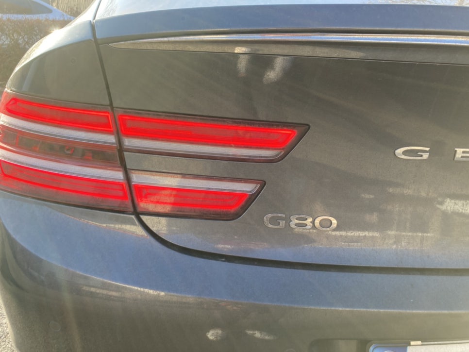 제네시스 G80 에서 주행중 DMB영상 시청은 물론 주행중 유튜브 넷플릭스 그리고 티맵도 사용하고 싶다며 포이보스로 연락주세요^^ 신형g80 dmb락해제 : 네이버 블로그