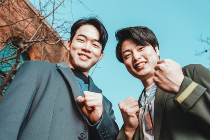 [인터뷰] 다른 듯 같은 두 작곡가가 국악을 대하는 마음 '제13회 아르코한국창작음악제' 작곡가 성찬경·김영상 인터뷰 : 네이버 블로그