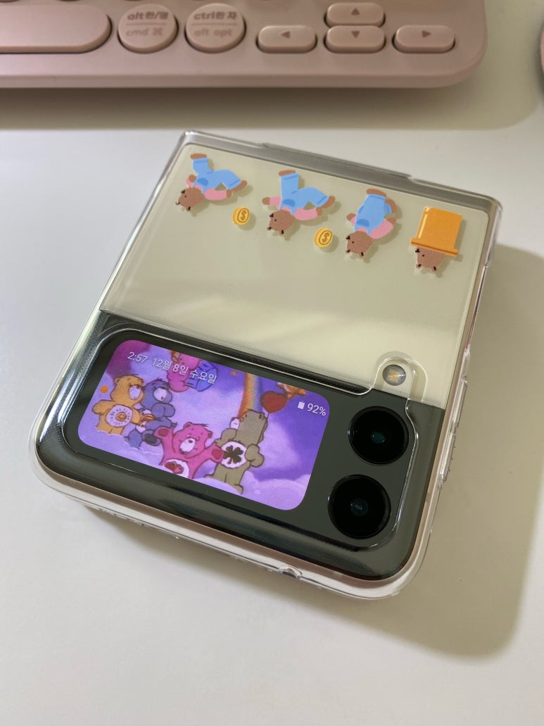 갤럭시 z플립3 커버화면 디즈니 레트로 감성 움짤 gif 배경화면 모음 2탄 : 네이버 블로그