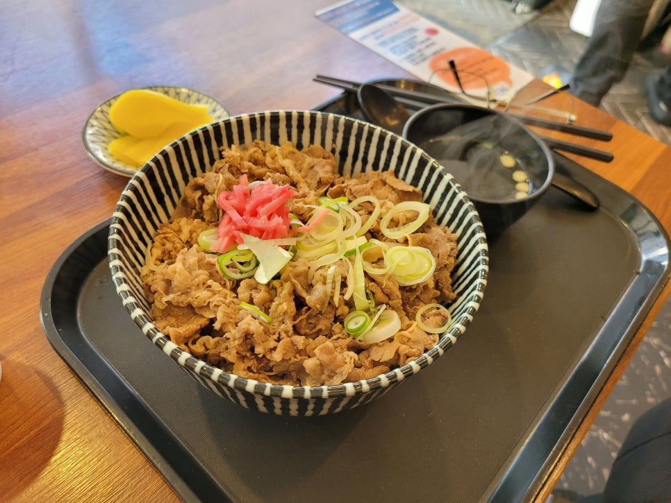 서초역 동경규동 곱빼기로 혼밥 먹어도 배부르게 먹을수 있는 서초교대 맛집 밥집 네이버 블로그