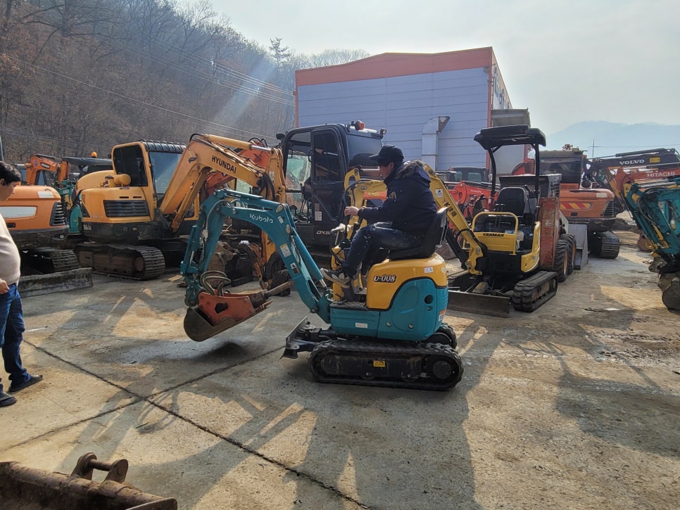 농업용 땅콩 중고미니굴삭기 구보다 U008 2021년 90시간 08톤 1톤 미만 소형 포크레인 구입 가즈아아아~ 네이버 블로그
