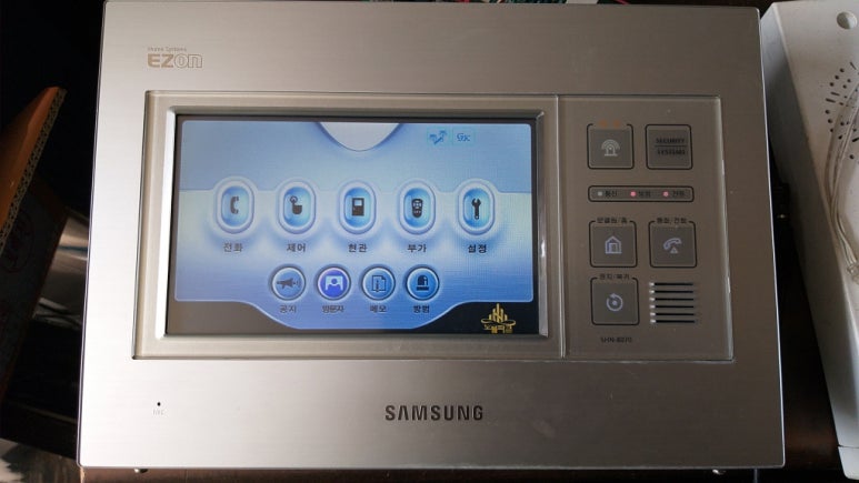양산시 대평들 웅상 신원 아침 도시 아파트 삼성 이지온 ezon 홈오토메이션 SHN-8070VM SHN-8070 화면백화 화면흑화 바탕화면_안보임등 복합적인 고장 수리 ...
