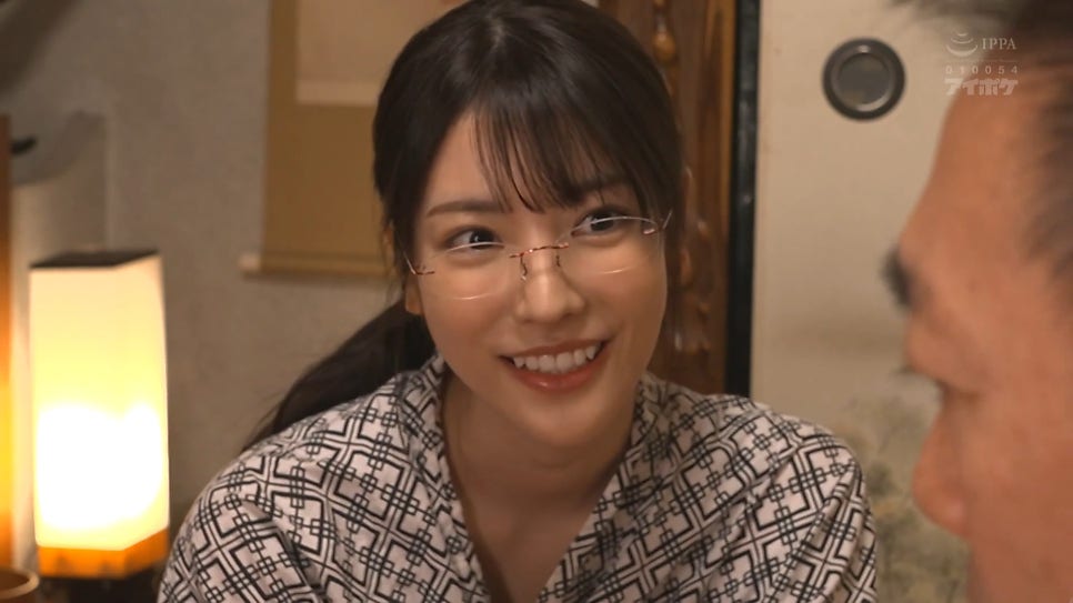 카에데 카렌 (Karen Kaede / 楓カレン) 은퇴 결정. 그녀의 앞길에 꽃길만 가득하기를..! : 네이버 블로그