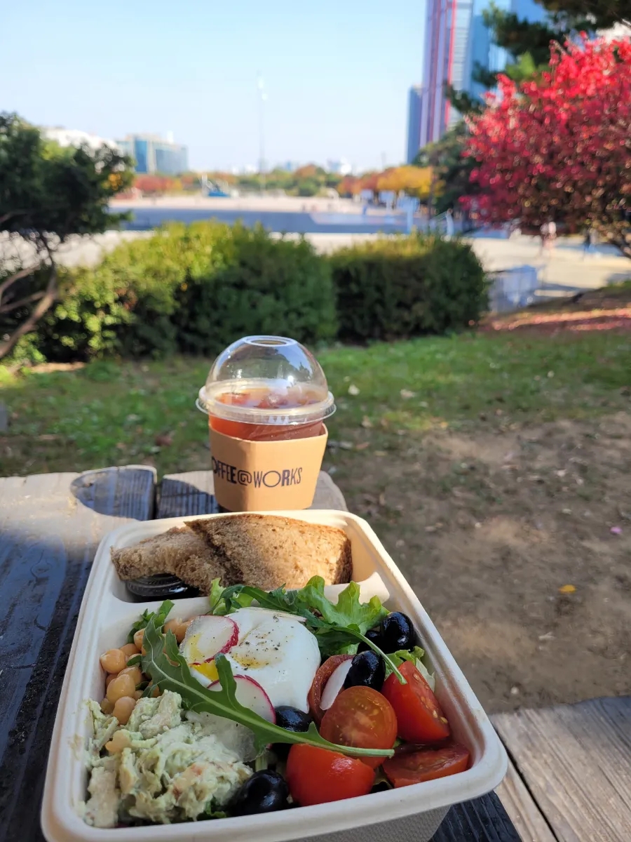 10월이 지나고 11월의 시작(리나스/한남동 치즈플로/아우어/뼈구이/커피앳웍스/마이고기/그레인스쿠키/카페 류/스타벅스 생일쿠폰/소야지) : 네이버 블로그