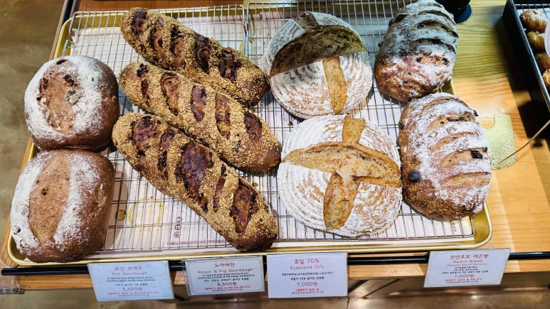 김영모 제과점 강남구청점 논현동 빵집 “몽블랑, 까눌레, 요구르트 브레드, 바게트 샌드위치” : 서울/논현동 : 네이버 블로그