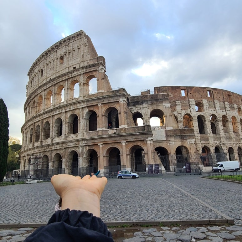이탈리아여행 🇮🇹 벤츠시티투어 로마랜드마크 콜로세움 영화 로마의 휴일의 배경지 트레비분수 바티칸시국 스페인광장포로