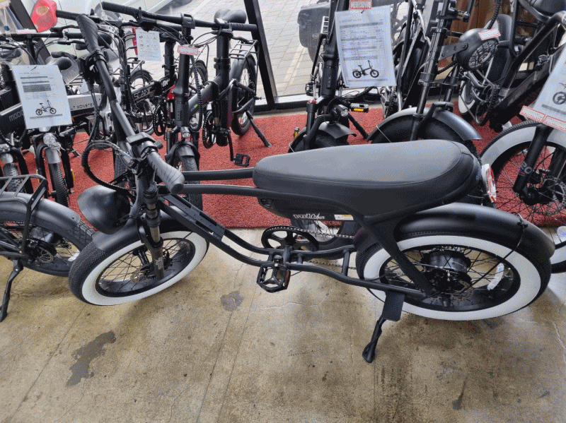 퀄리 볼트B(Volte.BIKE)전기자전거 그린,블랙 출고 온로드 블랙/화이트 타이어 교체후 출고 자전거도로 통행가능 자토바이 ...