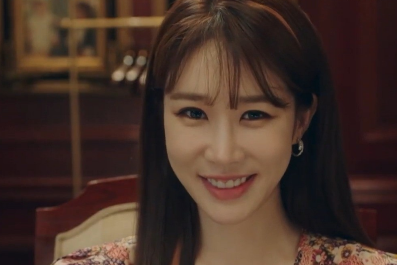 유인나 보라데보라 드라마패션 꽃무늬 원피스 가격은 네이버 블로그