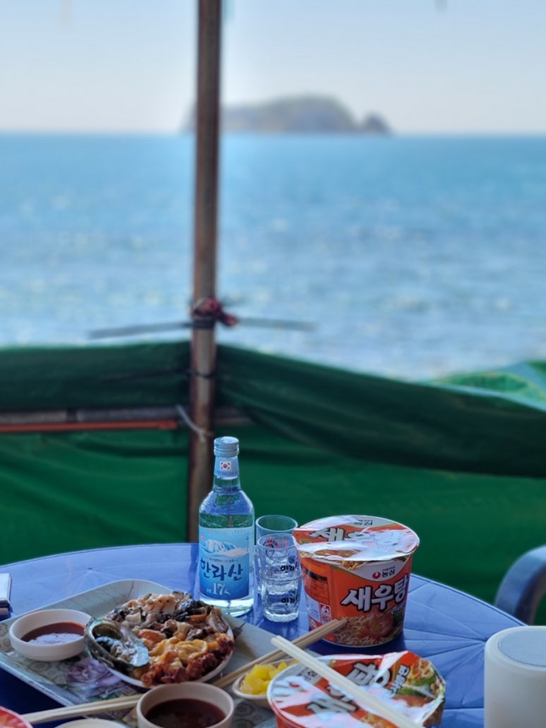 서귀포 속골할망라면 (feat. 바다앞포장마차) : 네이버 블로그