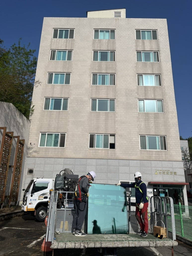 부산 기장 요양병원 소방진입창 유리 교체 작업 네이버 블로그