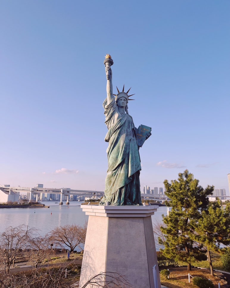 도쿄 4박 5일 4탄 마지막! - 아사쿠사 수상버스, 갬덩의 팀랩 전시회, 오다이바 자유의 여신상, 롯폰기 곤파치, 츠키지시장 ...